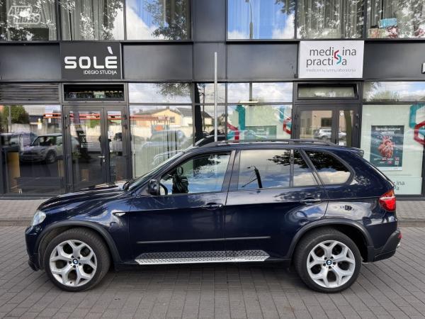 Blue BMW X5 2007 in Kaunas, with an engine capacity of 3.00 L and mileage of 520 thousand km for 5500 €, photo 8 on AUTOMOTO.COM.LV