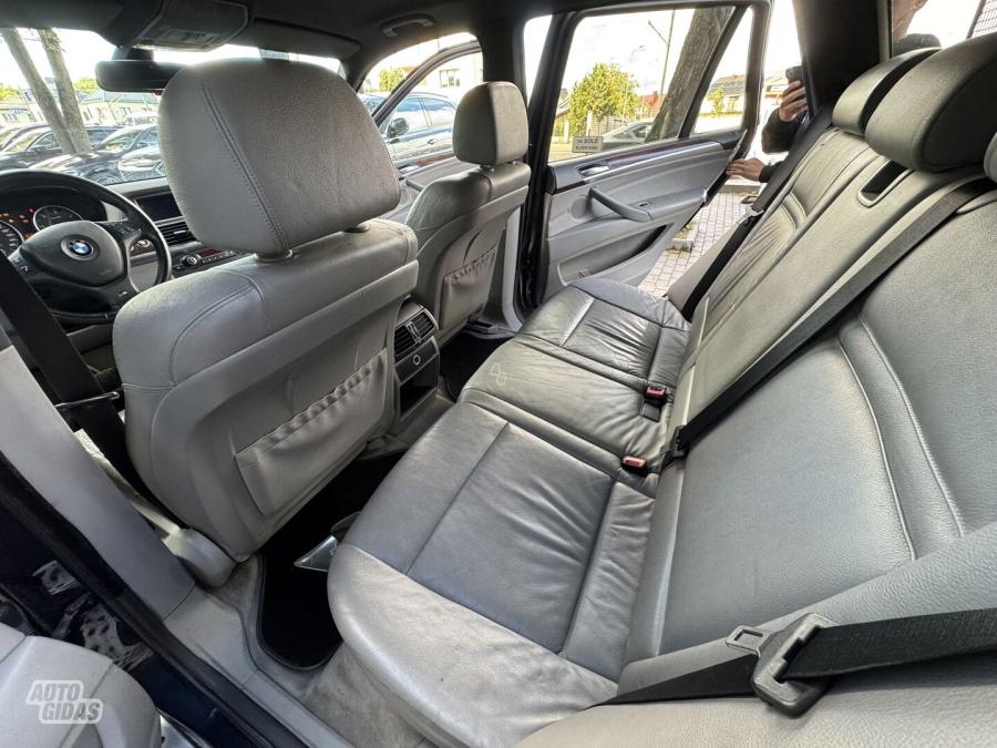 Blue BMW X5 2007 in Kaunas, with an engine capacity of 3.00 L and mileage of 520 thousand km for 5500 €, photo 13 on AUTOMOTO.COM.LV