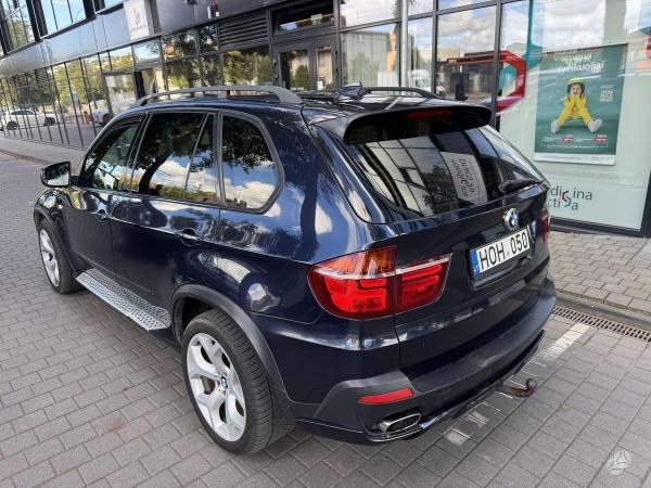 БМВ Х5 2007 в Каунас на AUTOMOTO.COM.LV Синий БМВ Х5 2007 в Каунас, объемом двигателя 2.99 л и пробегом 520 тыс. км за 5400 €, фото 5 на AUTOMOTO.COM.LV