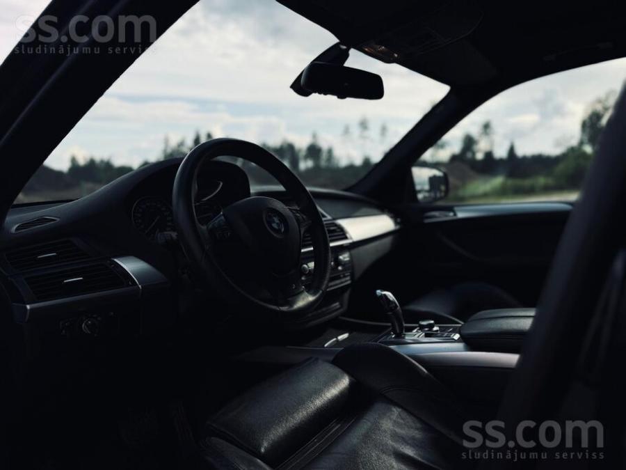 Zils BMW X5 2008 Cēsis, ar dzinēja tilpumu 3.00 L un nobraukumu 0 tūkst. km par 8990 €, foto 26 vietnē AUTOMOTO.COM.LV