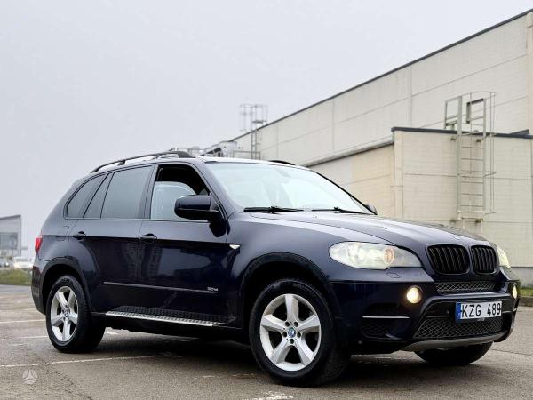 Zils BMW X5 2008 Radviliškis, ar dzinēja tilpumu 3.00 L un nobraukumu 291 tūkst. km par 6800 €, foto 1 vietnē AUTOMOTO.COM.LV