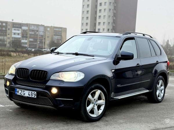 Zils BMW X5 2008 Radviliškis, ar dzinēja tilpumu 3.00 L un nobraukumu 291 tūkst. km par 6800 €, foto 5 vietnē AUTOMOTO.COM.LV