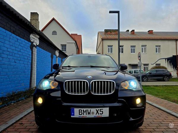 Zils BMW X5 2008 Marijampole, ar dzinēja tilpumu 2.99 L un nobraukumu 330 tūkst. km par 8200 €, foto 3 vietnē AUTOMOTO.COM.LV