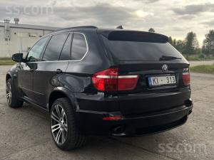 Blue BMW X5 2008 in Riga, with an engine capacity of 3.00 L and mileage of 340 thousand km for 9499 €, photo 5 on AUTOMOTO.COM.LV