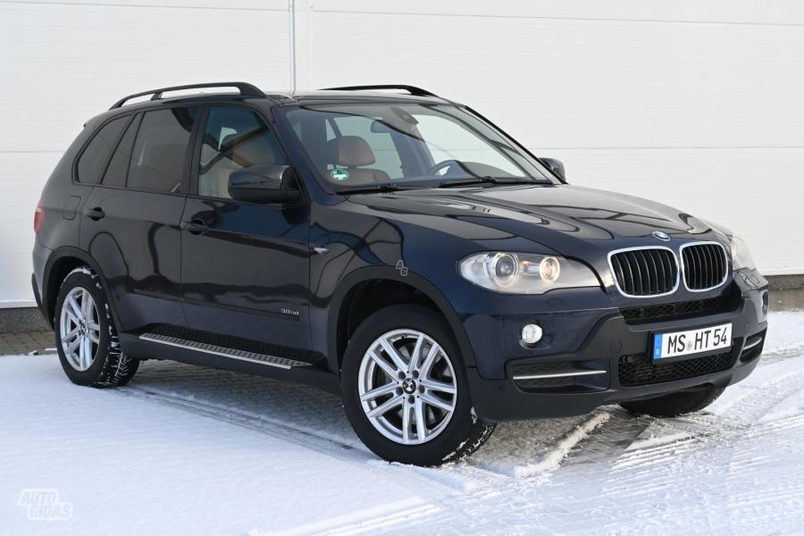 Blue BMW X5 2008 in Kretinga, with an engine capacity of 3.00 L and mileage of 264 thousand km for 9499 €, photo 1 on AUTOMOTO.COM.LV