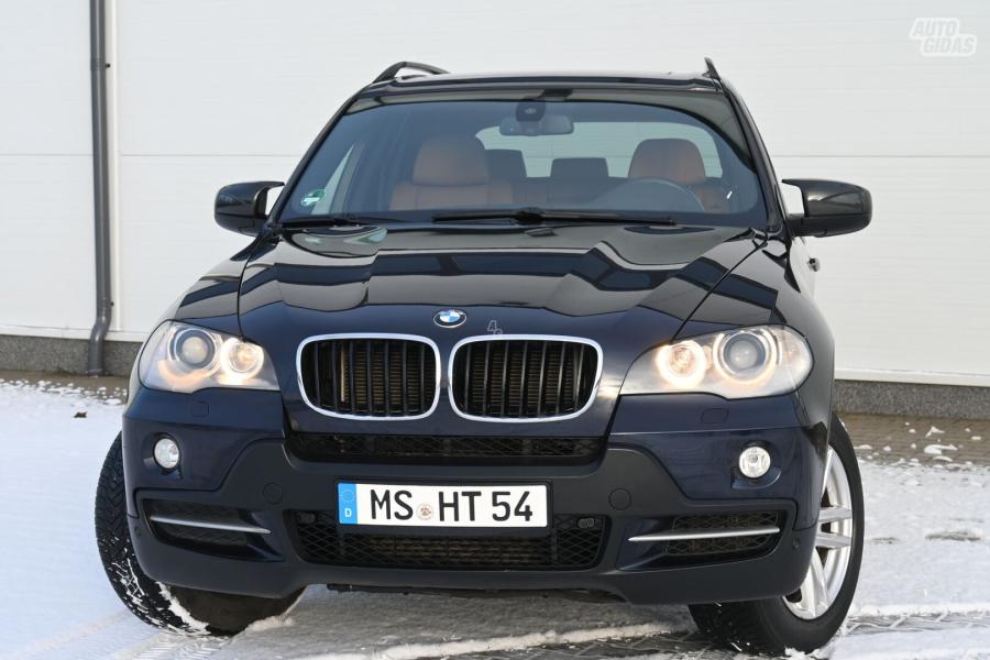 Blue BMW X5 2008 in Kretinga, with an engine capacity of 3.00 L and mileage of 264 thousand km for 9499 €, photo 3 on AUTOMOTO.COM.LV