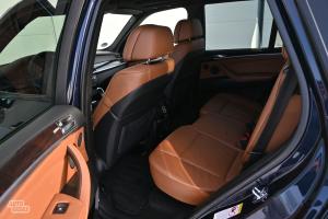Blue BMW X5 2008 in Kretinga, with an engine capacity of 3.00 L and mileage of 264 thousand km for 9499 €, photo 18 on AUTOMOTO.COM.LV