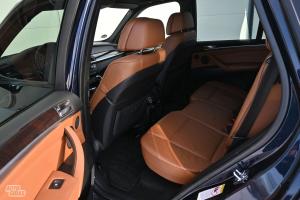 Blue BMW X5 2008 in Kretinga, with an engine capacity of 3.00 L and mileage of 264 thousand km for 9499 €, photo 19 on AUTOMOTO.COM.LV