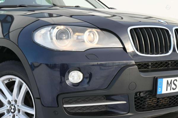 Blue BMW X5 2008 in Kretinga, with an engine capacity of 2.99 L and mileage of 264 thousand km for 9499 €, photo 5 on AUTOMOTO.COM.LV