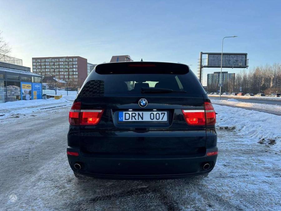 Zils BMW X5 2008 Viļņa, ar dzinēja tilpumu 2.99 L un nobraukumu 280 tūkst. km par 10500 €, foto 7 vietnē AUTOMOTO.COM.LV