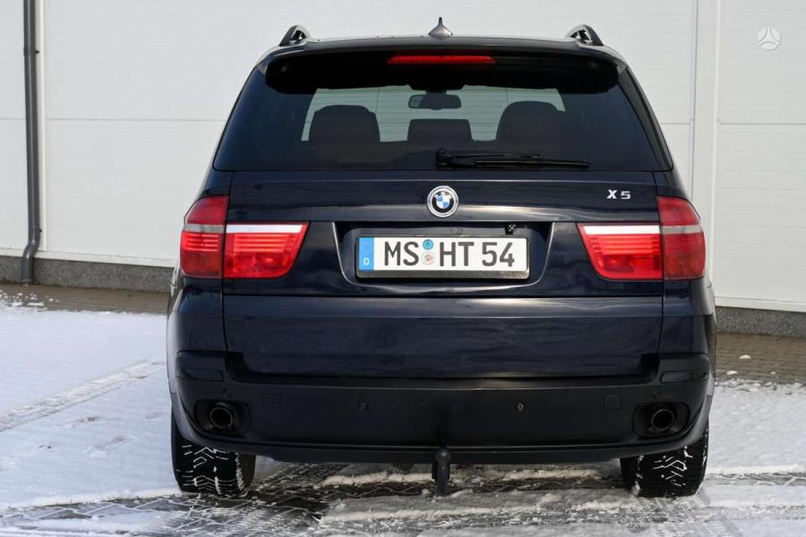 Blue BMW X5 2008 in Kretinga, with an engine capacity of 2.99 L and mileage of 264 thousand km for 9499 €, photo 8 on AUTOMOTO.COM.LV