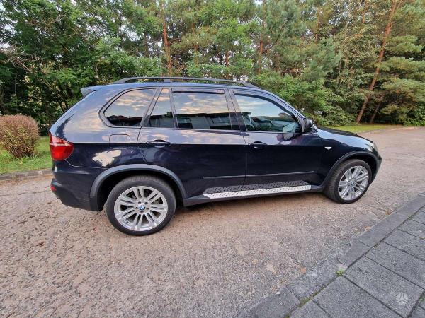 Blue BMW X5 2008 in Vilnius, with an engine capacity of 2.99 L and mileage of 306 thousand km for 8250 €, photo 4 on AUTOMOTO.COM.LV