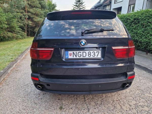 Blue BMW X5 2008 in Vilnius, with an engine capacity of 2.99 L and mileage of 306 thousand km for 8250 €, photo 6 on AUTOMOTO.COM.LV
