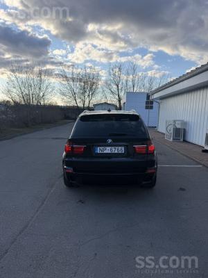 Zils BMW X5 2008 Rīga, ar dzinēja tilpumu 3.00 L un nobraukumu 260 tūkst. km par 7150 €, foto 5 vietnē AUTOMOTO.COM.LV