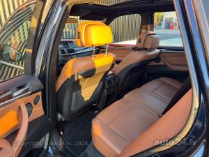 Zils BMW X5 2008 Tartu, ar dzinēja tilpumu 3.00 L un nobraukumu 305 tūkst. km par 10000 €, foto 10 vietnē AUTOMOTO.COM.LV