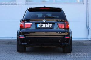 Zils BMW X5 2008 Rīga, ar dzinēja tilpumu 3.00 L un nobraukumu 0 tūkst. km par 8495 €, foto 7 vietnē AUTOMOTO.COM.LV