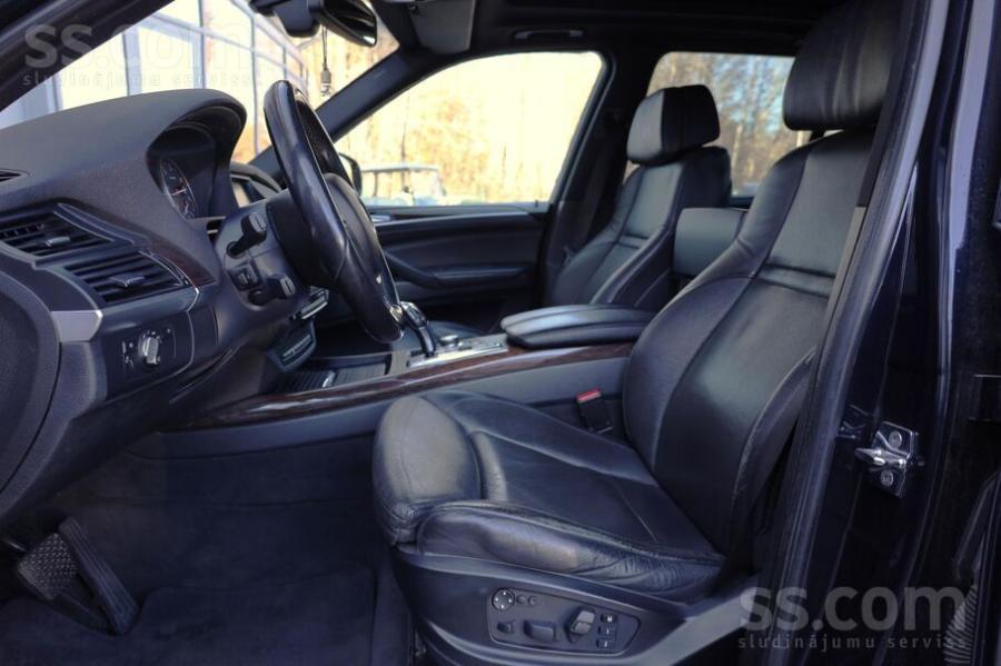 Zils BMW X5 2008 Rīga, ar dzinēja tilpumu 3.00 L un nobraukumu 0 tūkst. km par 8495 €, foto 12 vietnē AUTOMOTO.COM.LV