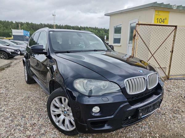 Zils BMW X5 2008 Viļņa, ar dzinēja tilpumu 2.99 L un nobraukumu 264 tūkst. km par 8690 €, foto 1 vietnē AUTOMOTO.COM.LV