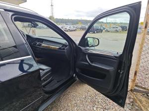 Zils BMW X5 2008 Viļņa, ar dzinēja tilpumu 2.99 L un nobraukumu 264 tūkst. km par 8690 €, foto 22 vietnē AUTOMOTO.COM.LV
