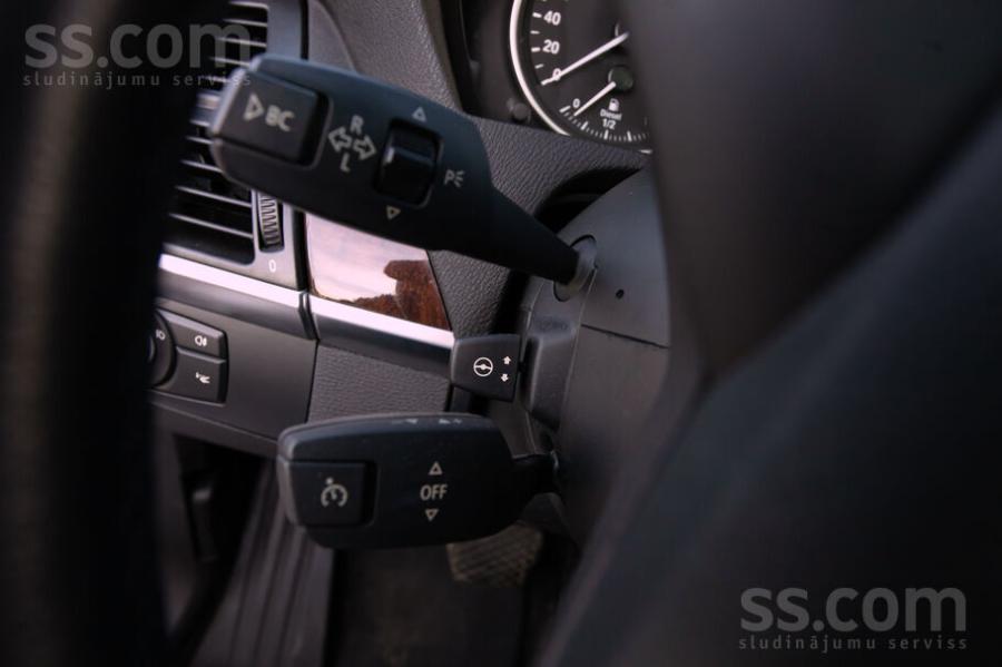 Blue BMW X5 2008 in Jelgava, with an engine capacity of 3.00 L and mileage of 252 thousand km for 8850 €, photo 11 on AUTOMOTO.COM.LV