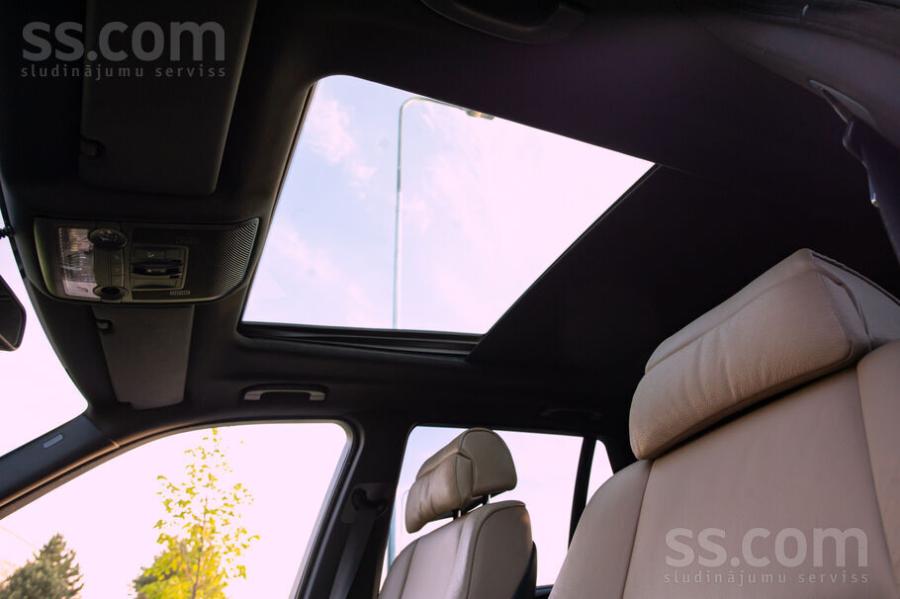 Blue BMW X5 2008 in Jelgava, with an engine capacity of 3.00 L and mileage of 252 thousand km for 8850 €, photo 15 on AUTOMOTO.COM.LV