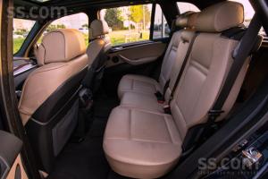 Blue BMW X5 2008 in Jelgava, with an engine capacity of 3.00 L and mileage of 252 thousand km for 8850 €, photo 16 on AUTOMOTO.COM.LV