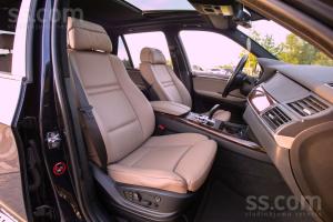 Blue BMW X5 2008 in Jelgava, with an engine capacity of 3.00 L and mileage of 252 thousand km for 8850 €, photo 19 on AUTOMOTO.COM.LV