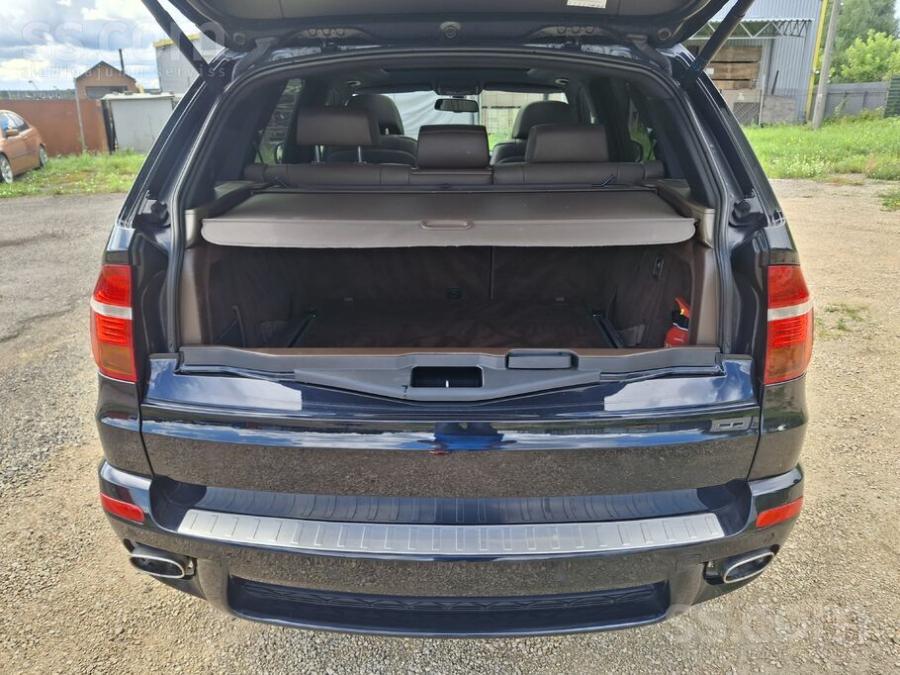 Zils BMW X5 2008 Rīga, ar dzinēja tilpumu 3.00 L un nobraukumu 309 tūkst. km par 9995 €, foto 13 vietnē AUTOMOTO.COM.LV