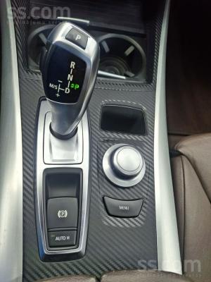 Zils BMW X5 2008 Rīga, ar dzinēja tilpumu 3.00 L un nobraukumu 309 tūkst. km par 9995 €, foto 18 vietnē AUTOMOTO.COM.LV