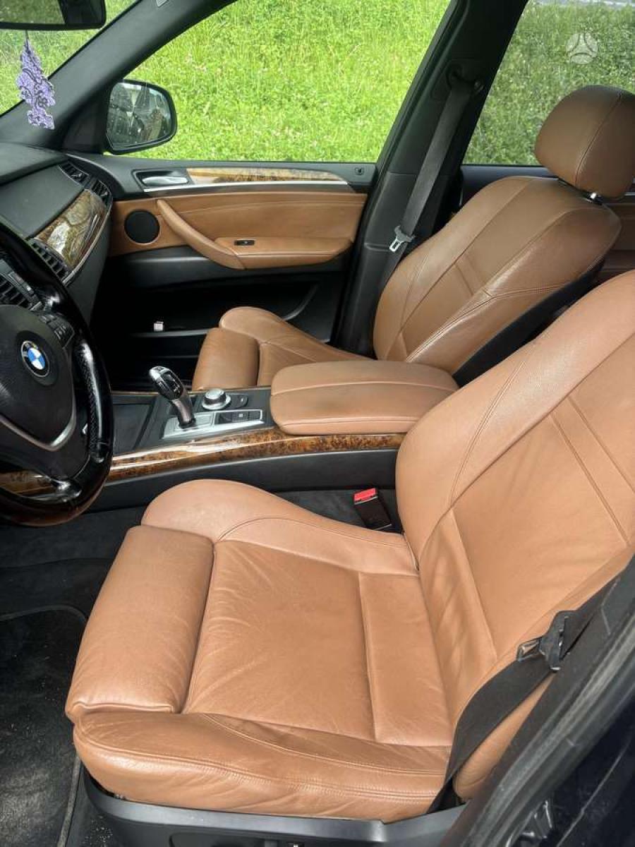 Zils BMW X5 2008 Alīta, ar dzinēja tilpumu 2.99 L un nobraukumu 350 tūkst. km par 5200 €, foto 8 vietnē AUTOMOTO.COM.LV