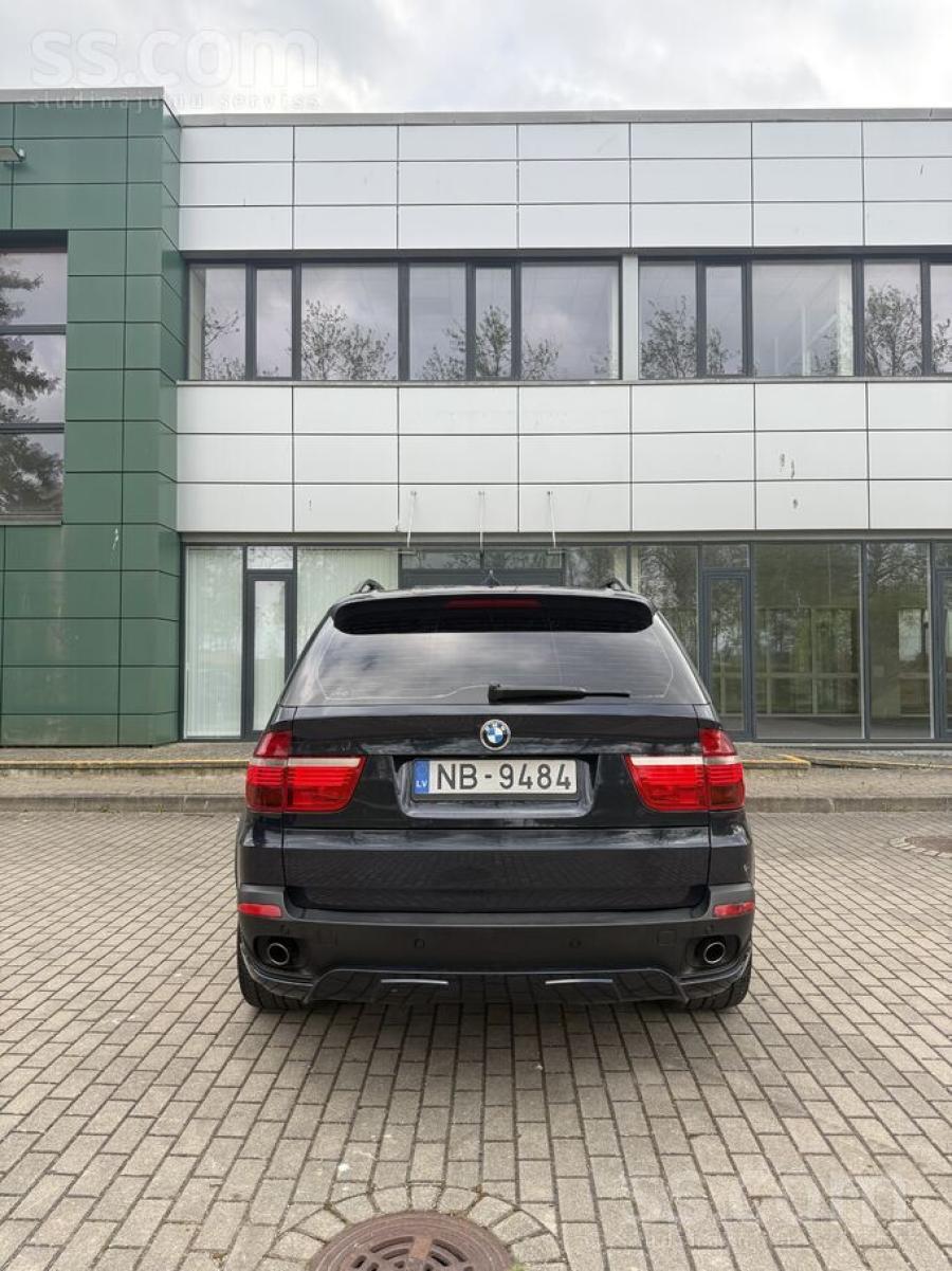 Zils BMW X5 2008 Rīga, ar dzinēja tilpumu 3.00 L un nobraukumu 322 tūkst. km par 8999 €, foto 6 vietnē AUTOMOTO.COM.LV