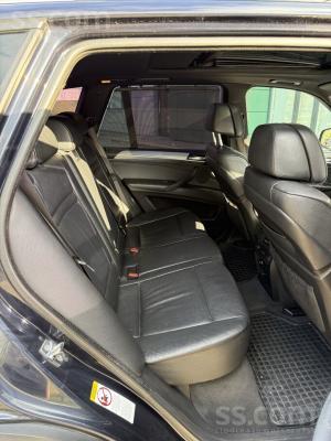 Zils BMW X5 2008 Rīga, ar dzinēja tilpumu 3.00 L un nobraukumu 322 tūkst. km par 8999 €, foto 16 vietnē AUTOMOTO.COM.LV
