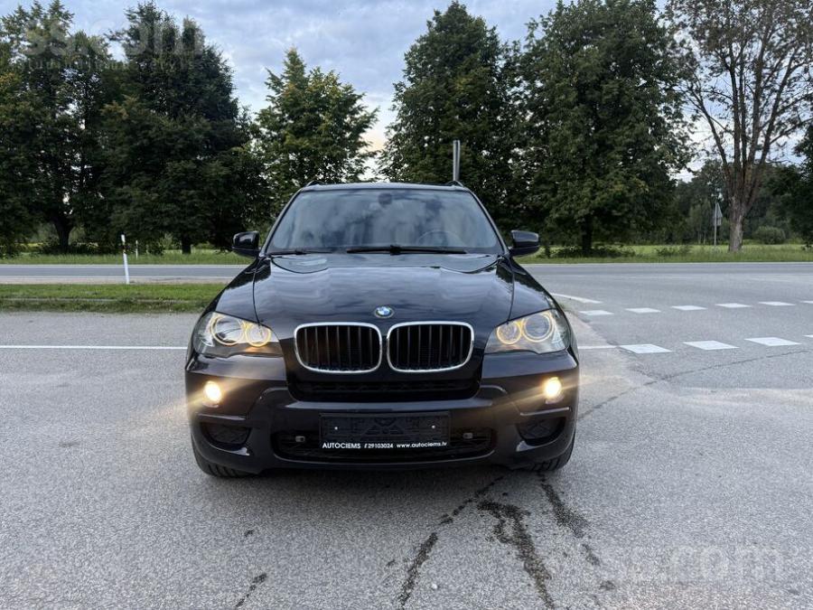 Blue BMW X5 2008 in Ogre, with an engine capacity of 3.00 L and mileage of 257 thousand km for 9499 €, photo 3 on AUTOMOTO.COM.LV