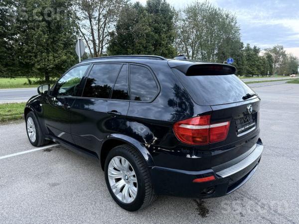 Blue BMW X5 2008 in Ogre, with an engine capacity of 3.00 L and mileage of 257 thousand km for 9499 €, photo 7 on AUTOMOTO.COM.LV