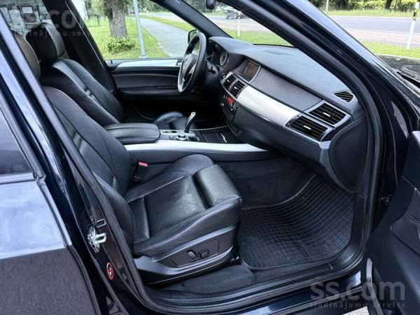 Blue BMW X5 2008 in Ogre, with an engine capacity of 3.00 L and mileage of 257 thousand km for 9499 €, photo 10 on AUTOMOTO.COM.LV
