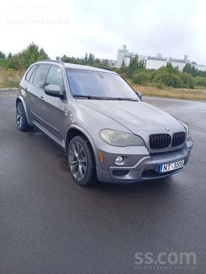 Blue BMW X5 2008 in Dobele, with an engine capacity of 3.00 L and mileage of 467 thousand km for 8500 €, photo 5 on AUTOMOTO.COM.LV