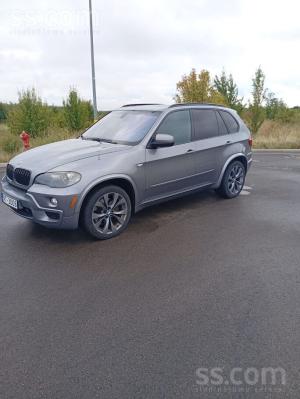 Blue BMW X5 2008 in Dobele, with an engine capacity of 3.00 L and mileage of 467 thousand km for 8500 €, photo 7 on AUTOMOTO.COM.LV
