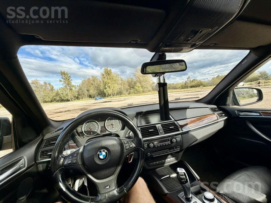 Blue BMW X5 2008 in Riga, with an engine capacity of 3.00 L and mileage of 418 thousand km for 9500 €, photo 12 on AUTOMOTO.COM.LV