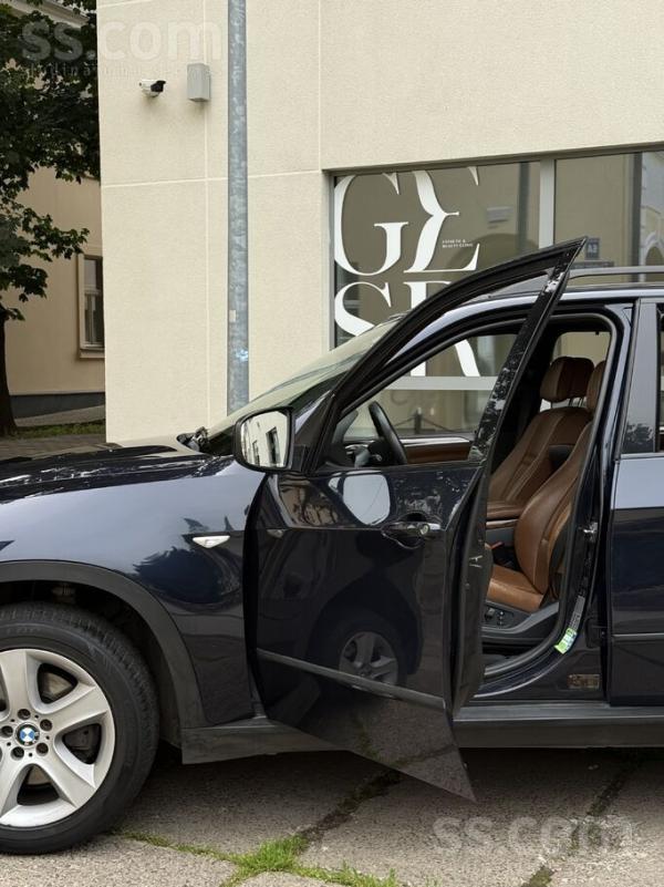 БМВ Х5 2008 в Рига на AUTOMOTO.COM.LV Синий БМВ Х5 2008 в Рига, объемом двигателя 3.00 л и пробегом 380 тыс. км за 7900 €, фото 4 на AUTOMOTO.COM.LV
