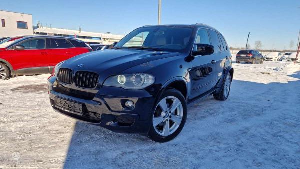 Zils BMW X5 2009 Marijampole, ar dzinēja tilpumu 2.99 L un nobraukumu 324 tūkst. km par 9900 €, foto 2 vietnē AUTOMOTO.COM.LV