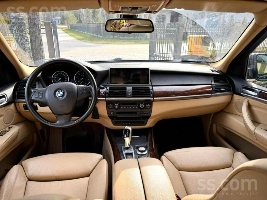 Zils BMW X5 2009 Rīga, ar dzinēja tilpumu 3.00 L un nobraukumu 369 tūkst. km par 8500 €, foto 4 vietnē AUTOMOTO.COM.LV