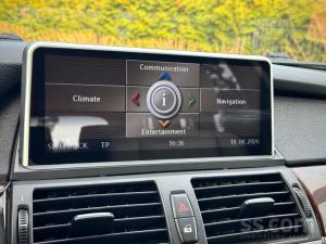 Zils BMW X5 2009 Rīga, ar dzinēja tilpumu 3.00 L un nobraukumu 369 tūkst. km par 8500 €, foto 8 vietnē AUTOMOTO.COM.LV