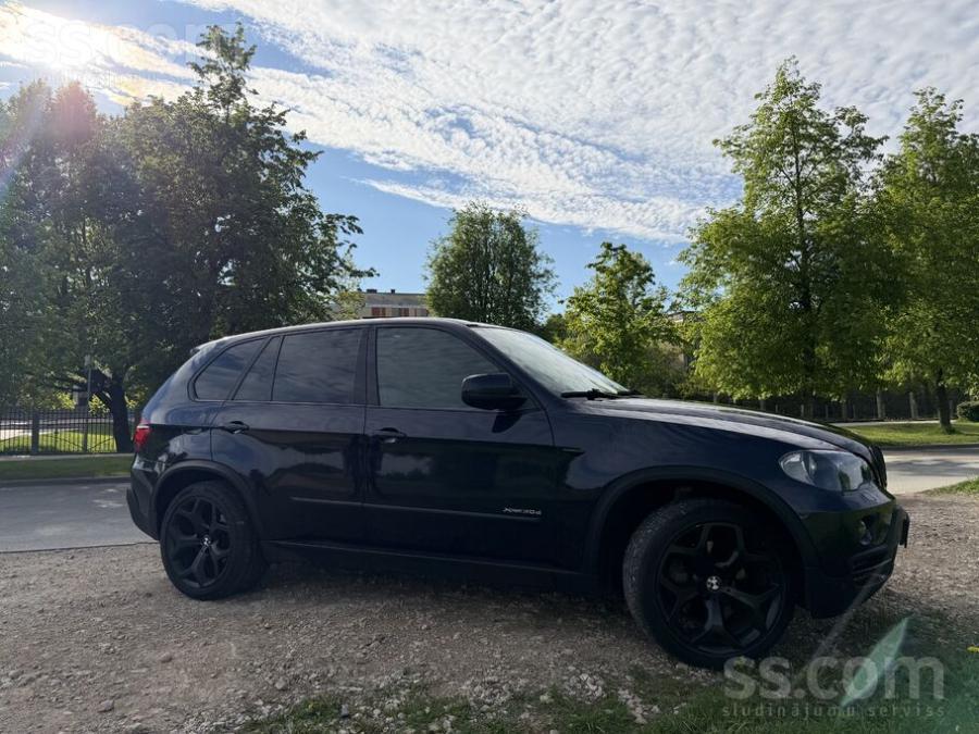 Синий БМВ Х5 2009 в Рига, объемом двигателя 3.00 л и пробегом 407 тыс. км за 6250 €, фото 6 на AUTOMOTO.COM.LV