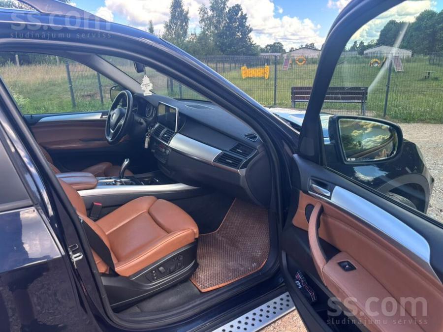 Zils BMW X5 2009 Kuldīga, ar dzinēja tilpumu 3.00 L un nobraukumu 347 tūkst. km par 9000 €, foto 12 vietnē AUTOMOTO.COM.LV