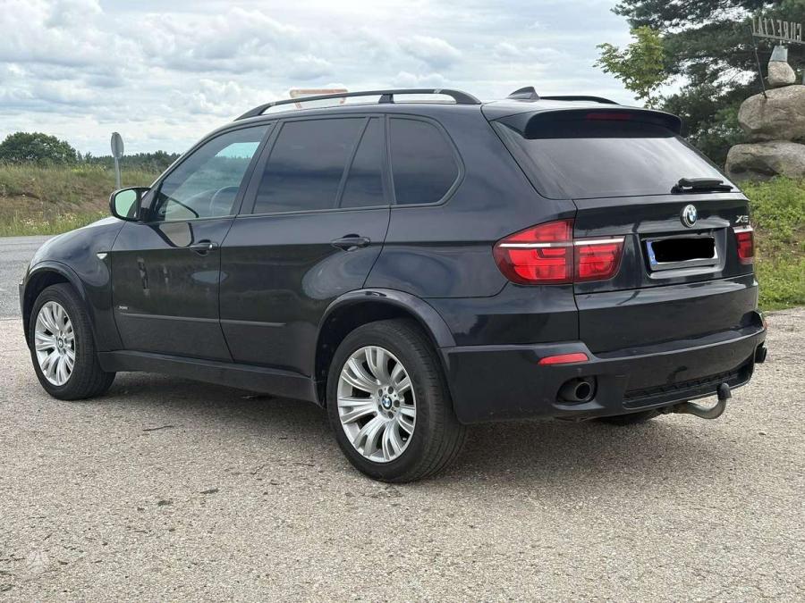 Zils BMW X5 2009 Jonava, ar dzinēja tilpumu 3.00 L un nobraukumu 258 tūkst. km par 5200 €, foto 7 vietnē AUTOMOTO.COM.LV