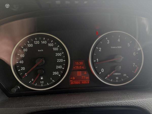 Blue BMW X5 2009 in Jonava, with an engine capacity of 3.00 L and mileage of 258 thousand km for 5200 €, photo 8 on AUTOMOTO.COM.LV