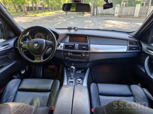 Zils BMW X5 2009 Rīga, ar dzinēja tilpumu 3.00 L un nobraukumu 270 tūkst. km par 8450 €, foto 6 vietnē AUTOMOTO.COM.LV