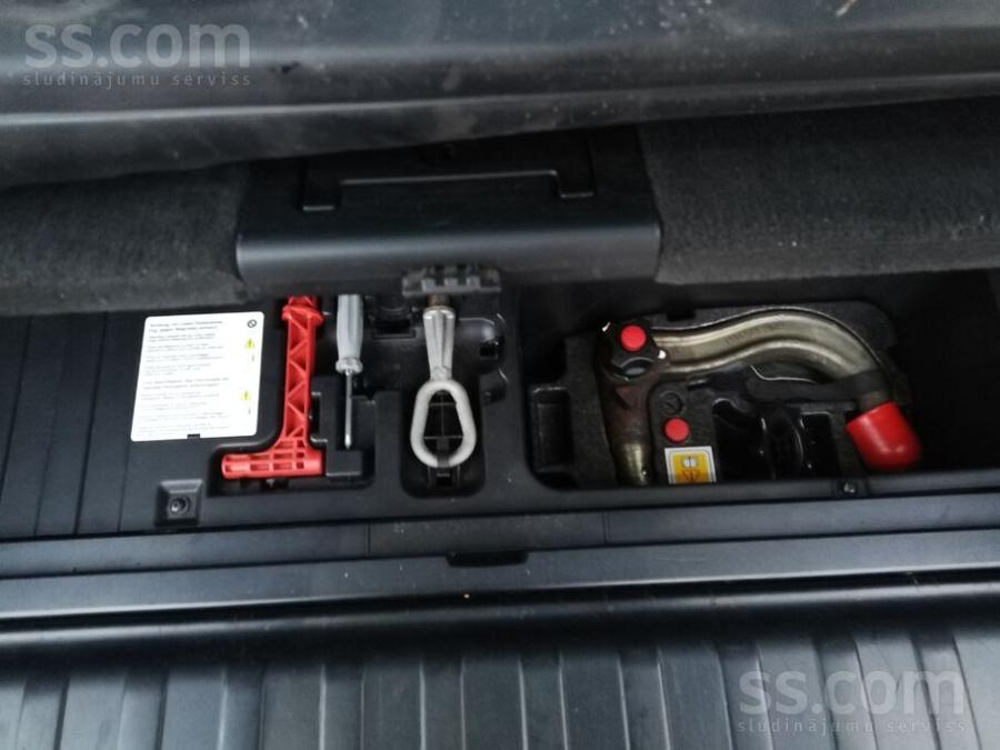 Zils BMW X5 2009 Rīga, ar dzinēja tilpumu 3.00 L un nobraukumu 270 tūkst. km par 8450 €, foto 9 vietnē AUTOMOTO.COM.LV