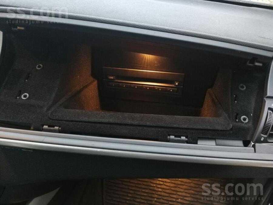 Zils BMW X5 2009 Rīga, ar dzinēja tilpumu 3.00 L un nobraukumu 270 tūkst. km par 8450 €, foto 11 vietnē AUTOMOTO.COM.LV