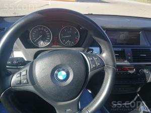 Zils BMW X5 2009 Rīga, ar dzinēja tilpumu 3.00 L un nobraukumu 270 tūkst. km par 8450 €, foto 16 vietnē AUTOMOTO.COM.LV